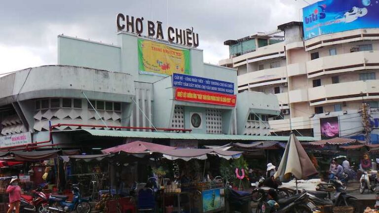Top 10 Picks of Vietnam Night Markets in Ho Chi Minh City | Vietnam ...